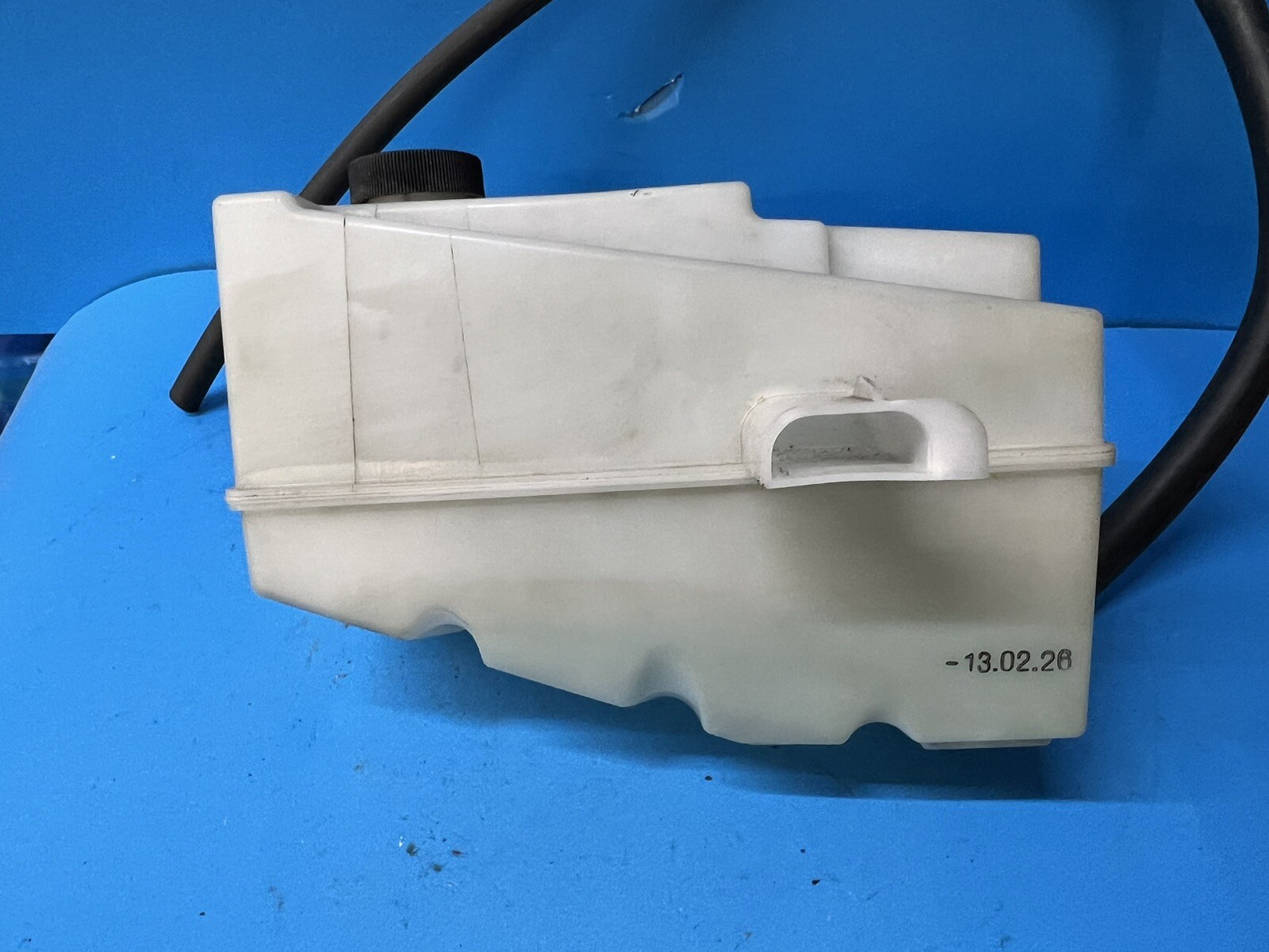 2008-2015 NISSAN ROGUE RADIATOR COOLANT RESERVOIR W/ CAP & HOSE OEM ...