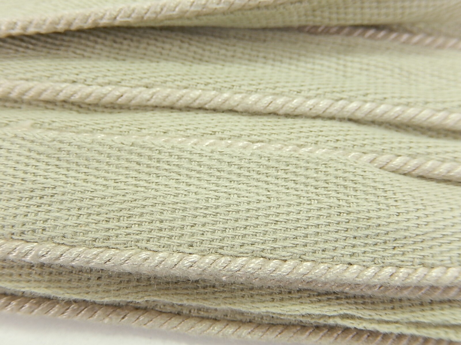 Rose Tarlow 1/8" Tiny Decorative Twist Cord w/Sewing Lip. Putty. 33 Yds ...