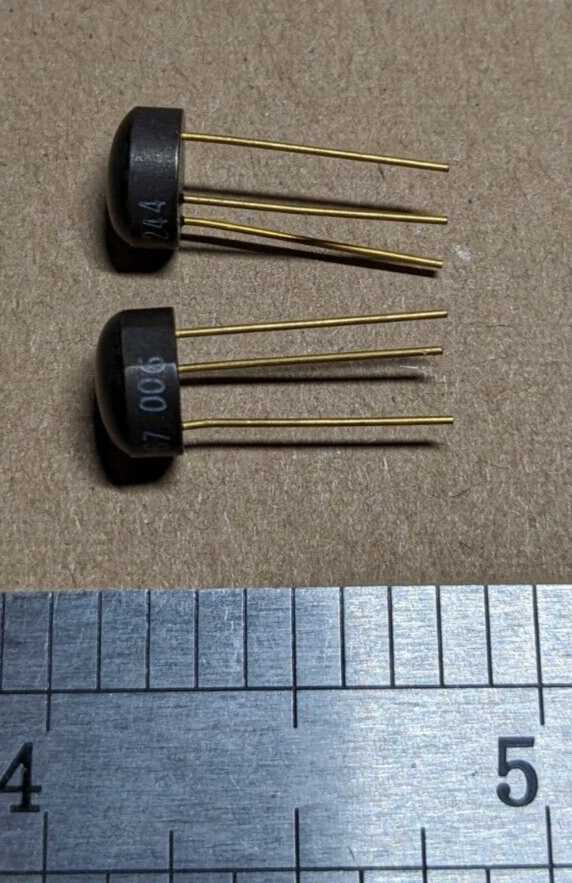 Lot of 2 NOS 2N3567 Signetics BJT NPN Transistor - Gold Leads | eBay