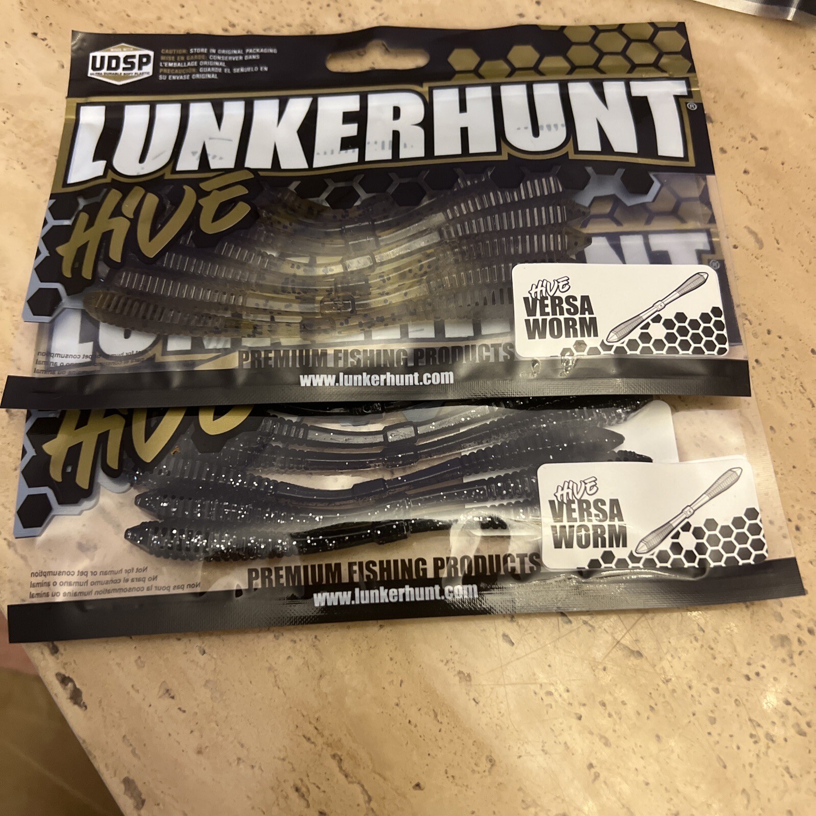 Lunkerhunt Core Strength Fishing Lures Hive Versa Worms Lot Of 2 New | eBay