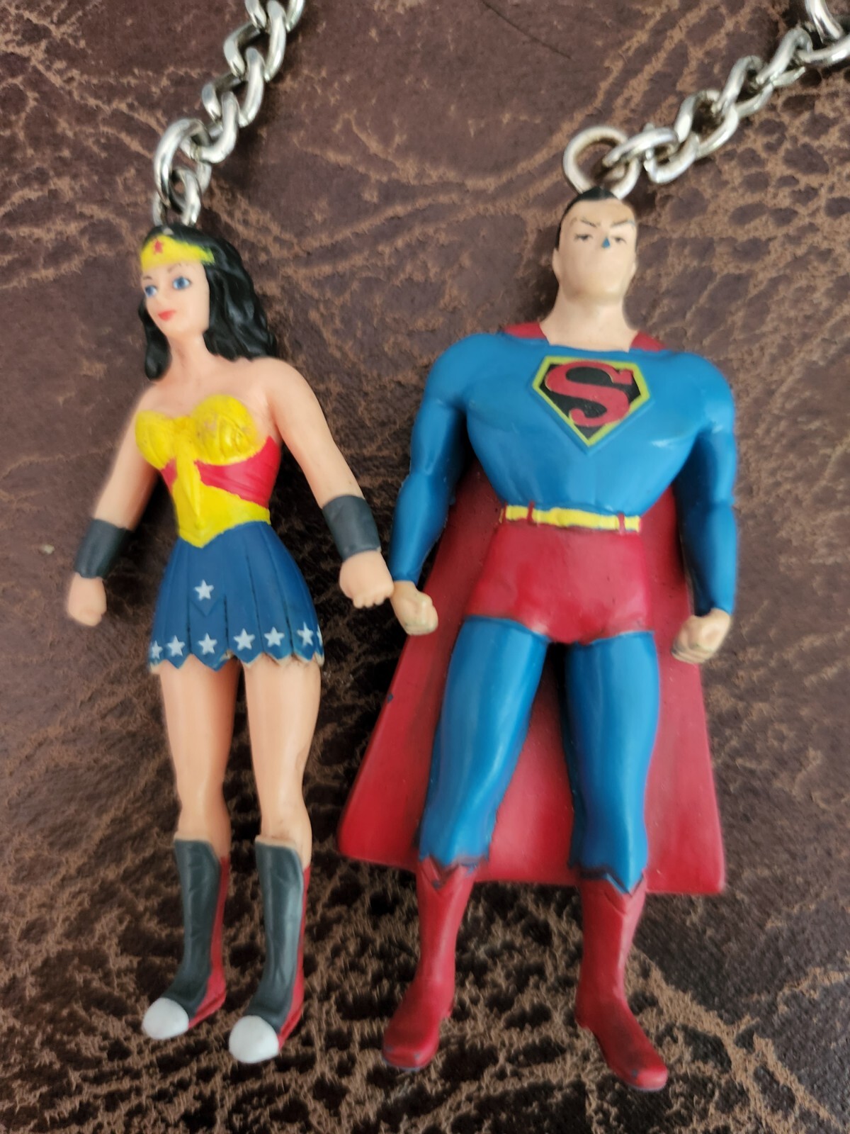 Comic Wonder Woman And SUPERMAN action figure KEY RINGS keychain ...