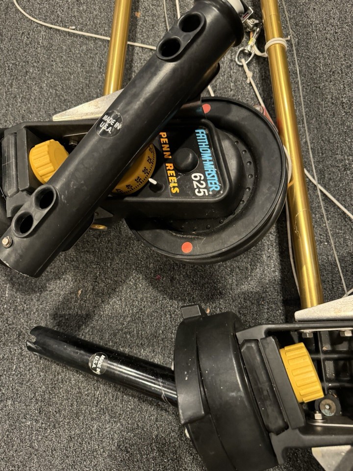 Penn Fathom-Master 625 Downrigger Swivel Mount Gimble Base MANUAL DOWN ...