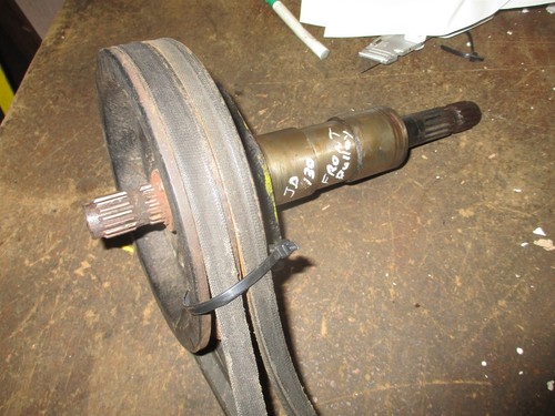 JOHN DEERE 400 420 430 FRONT PTO PULLEY & SHAFT M48661 AM35538 AM35537 ...
