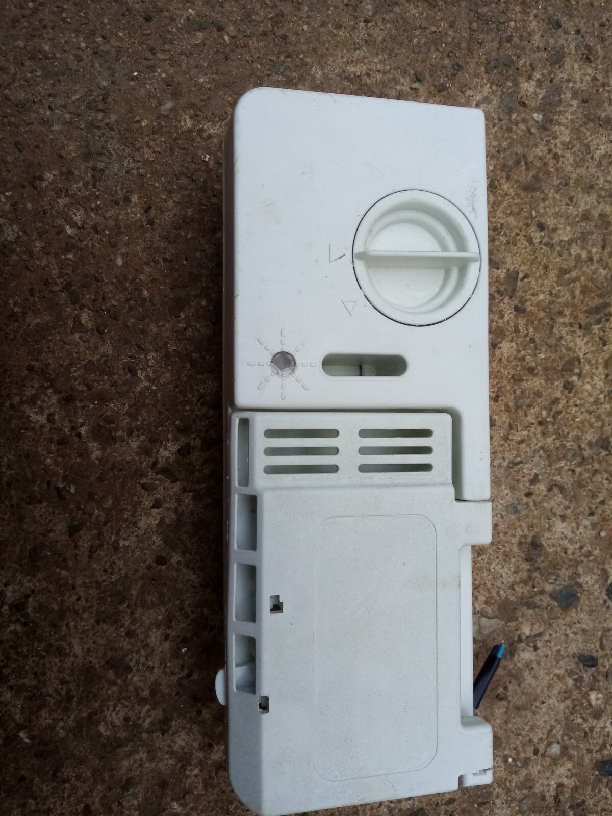 BOITE A PRODUIT LAVE VAISSELLE INDESIT IDL 42 | eBay