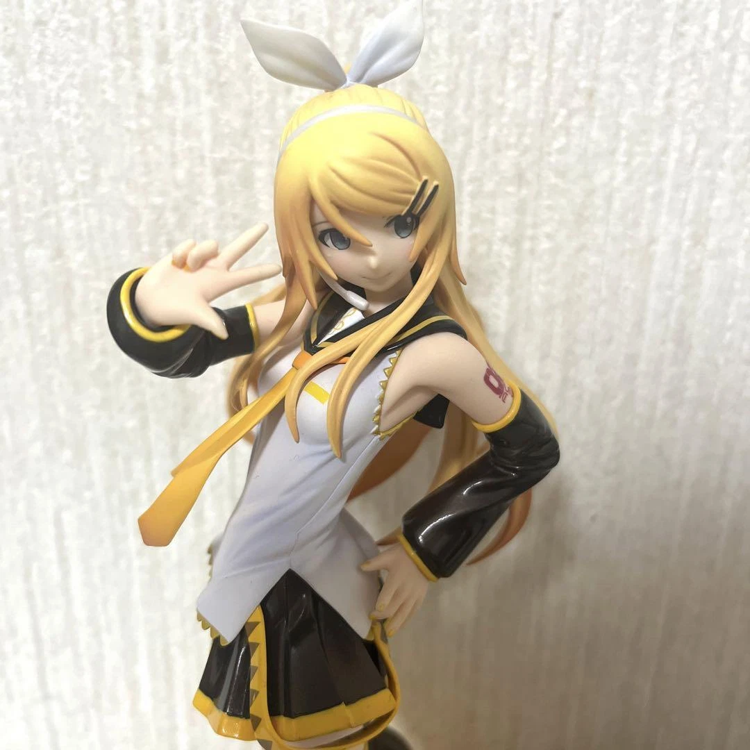 Len And Rin Kagamine Adults