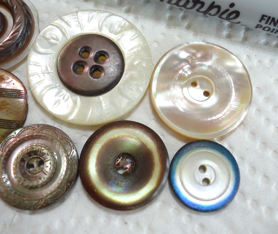 Lot of 7 Antique Mother of Pearl Shell Buttons 5/8" to 1 1/8" | eBay