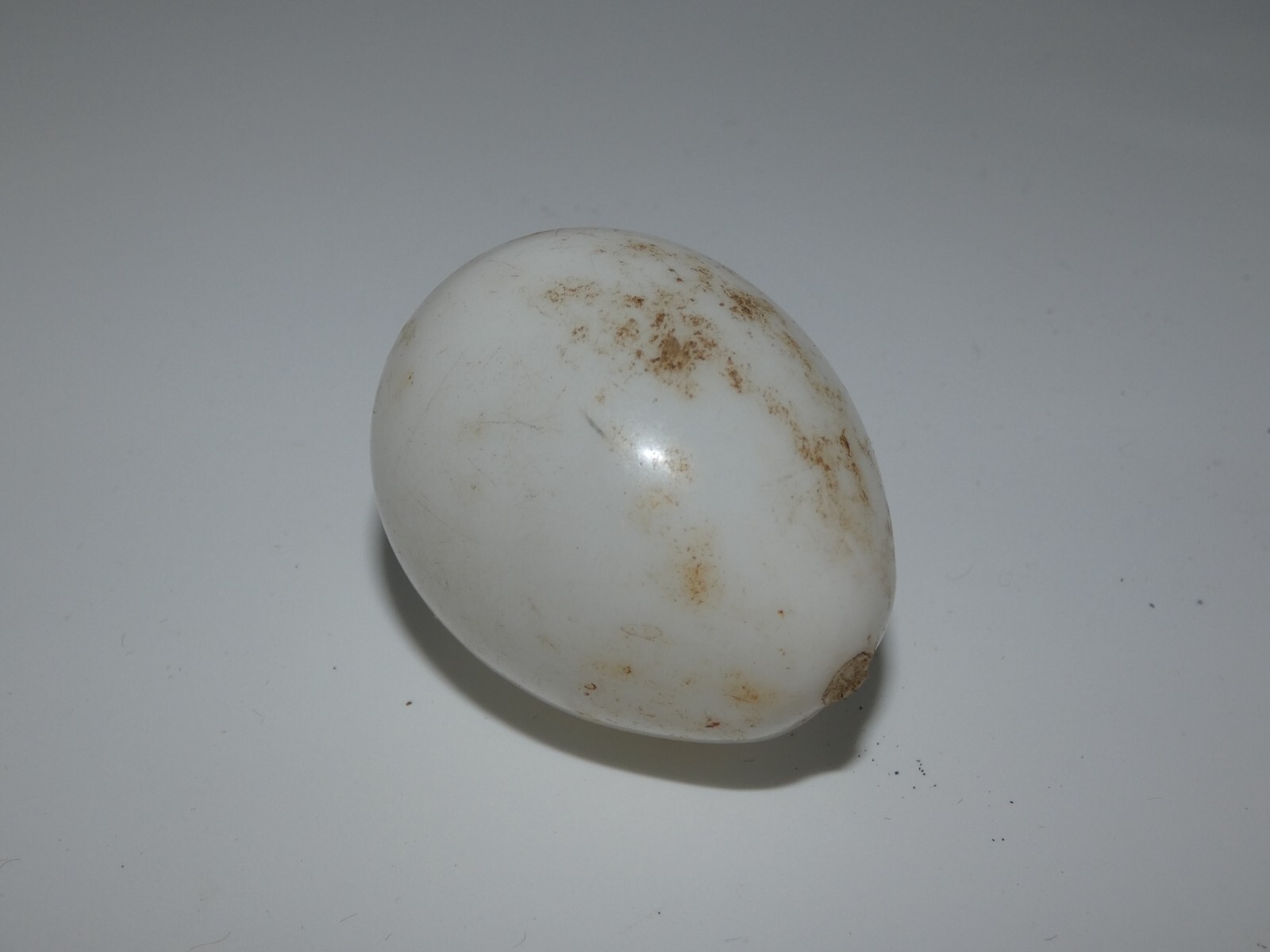 Vintage Hand Blown Milk Glass Egg ~Pontil Mark 2 1/2" x 1 3/4"~Easter ...