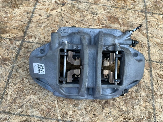 RIGHT FRONT BREMBO 4 POSITION BRAKE CALIPER OEM 2018 2019 2020 AUDI Q5 ...