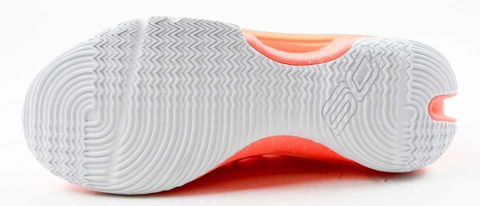 Stephen Curry Signed Under Armour x Sour Patch Kids Basketball Shoe ...