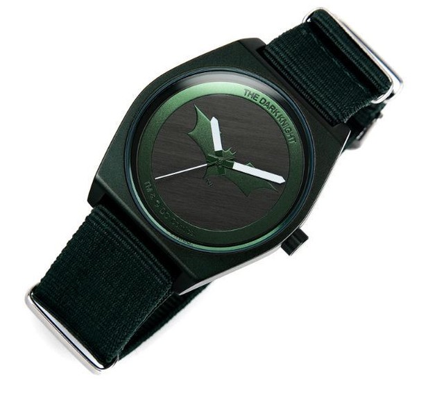 DC Comics Genuine Batman Dark Knight Wrist Watch Fashion Band Gift ...