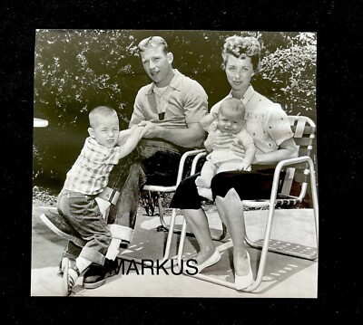 VINTAGE MICKEY MANTLE 1956 WITH WIFE MERLYN & KIDS YANKEES AP NEWS WIRE ...