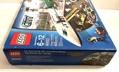 Lego City Airport Cargo Terminal 60022 Set W Plane