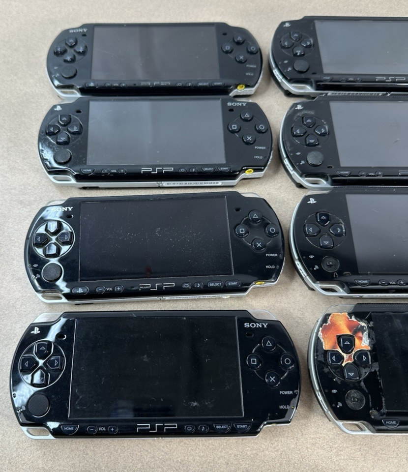 HUGE Lot of 12 Sony PSP Consoles | PSP-1000, 2000, 3000 - For Parts ...