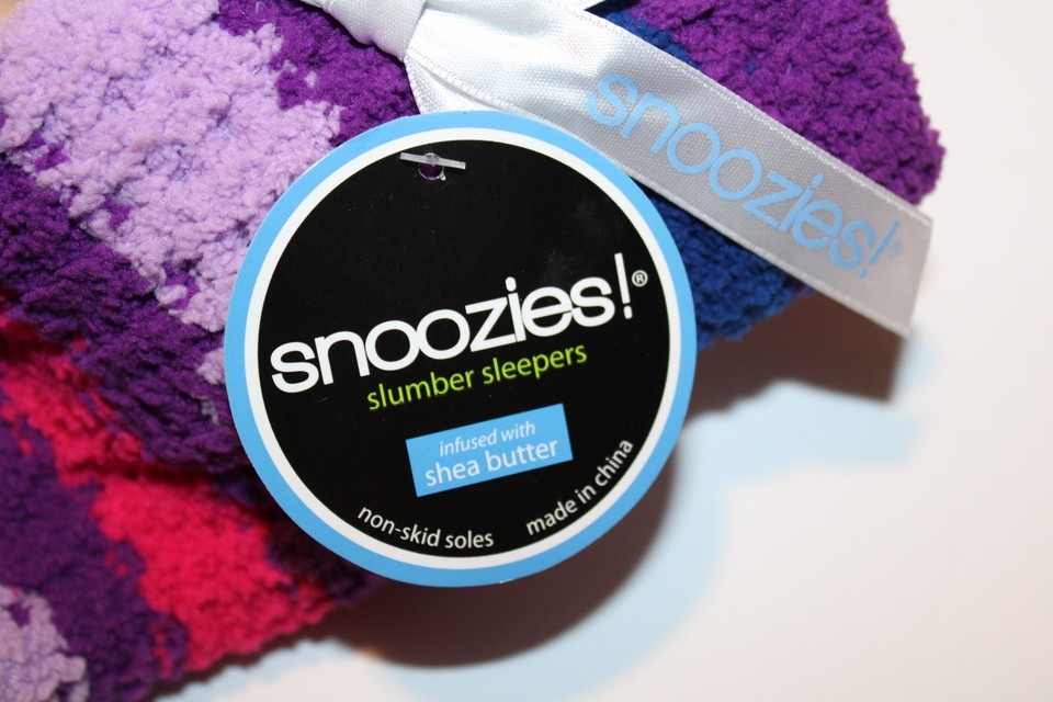 Snoozies Slumber Sleepers Chenille Yarn Slipper Socks Infused w Shea ...