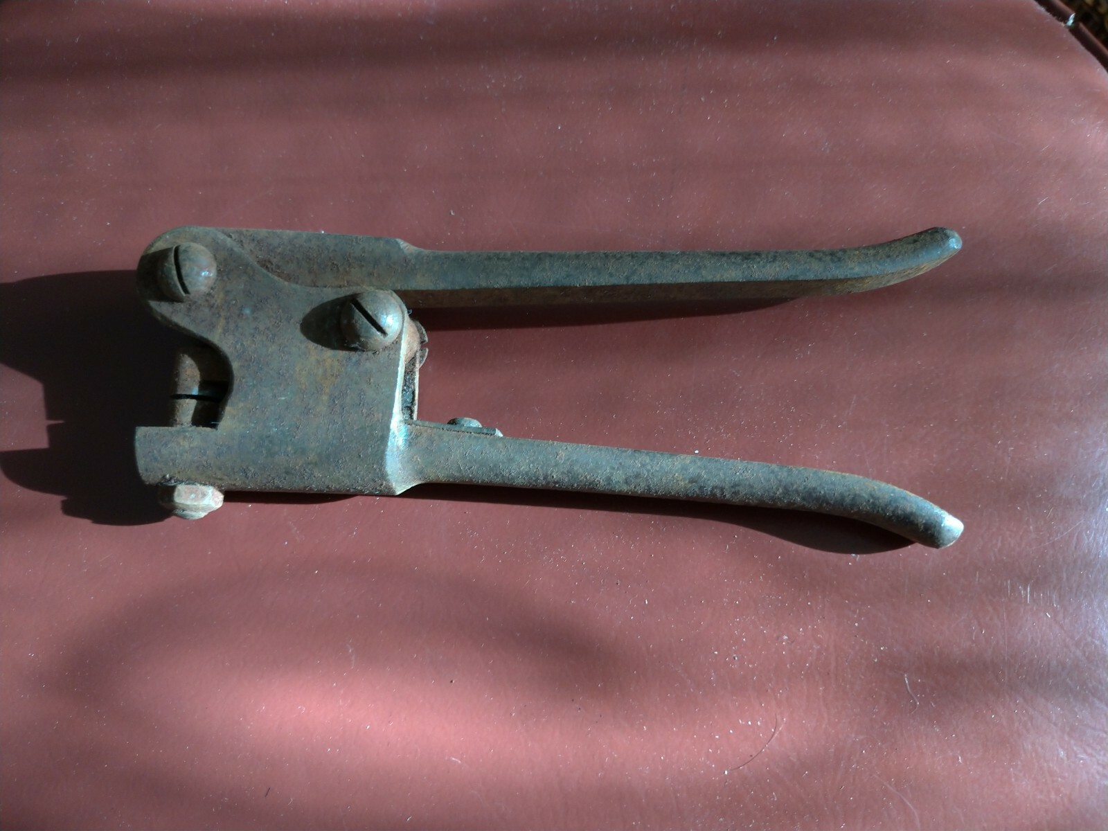 Vintage Rivetti 800 900 Iron Riveting Clamp Antique Tools Crafts ...