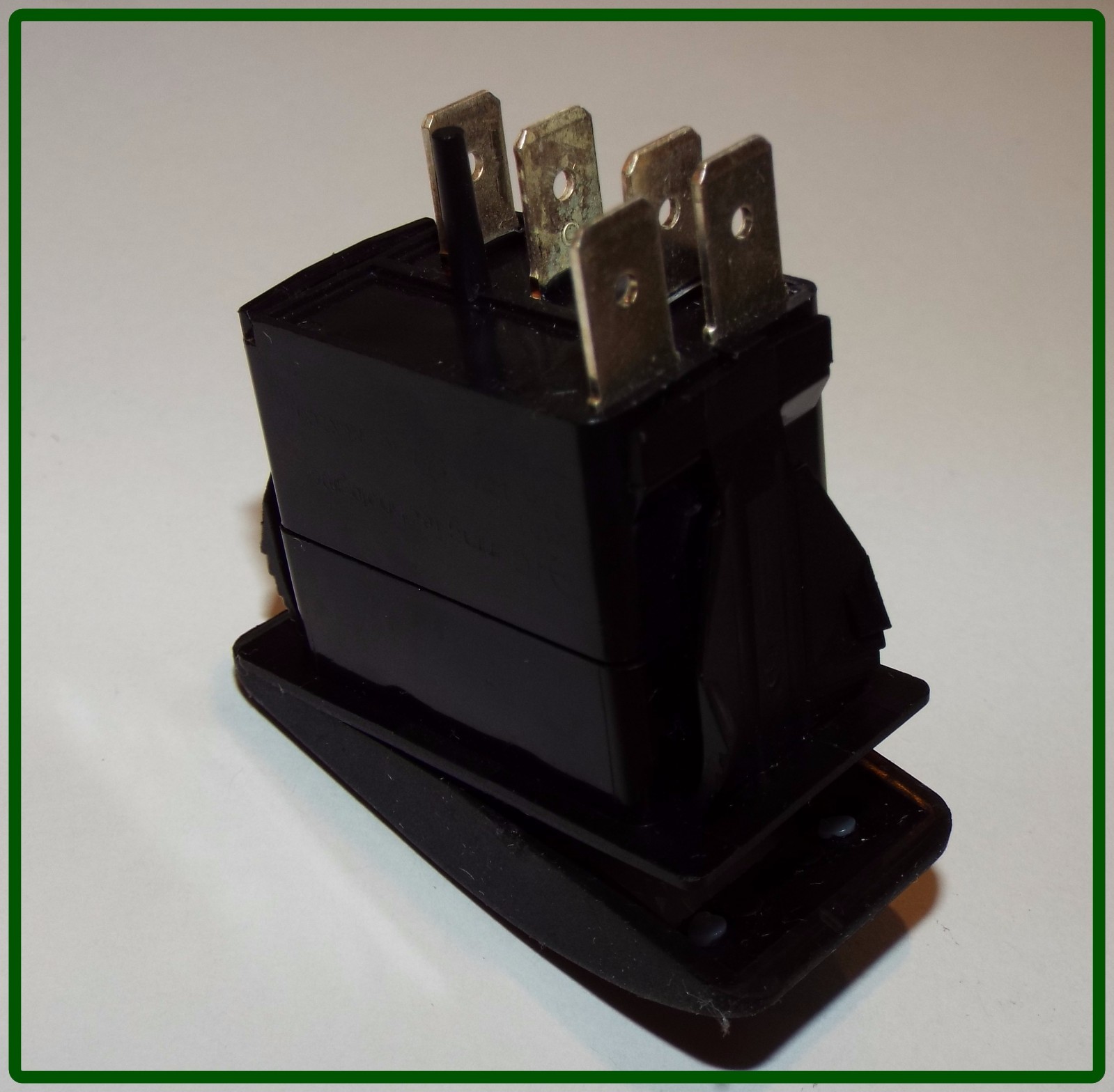 12VDC CARLING MUSIC ROCKER SWITCH 20A 12V V4D1 RV, CAMPER, MOTOR HOME ...