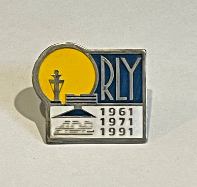 1991 Orly Airport / Aeroport de Paris Air Traffic Control Hat/Lapel Pin ...