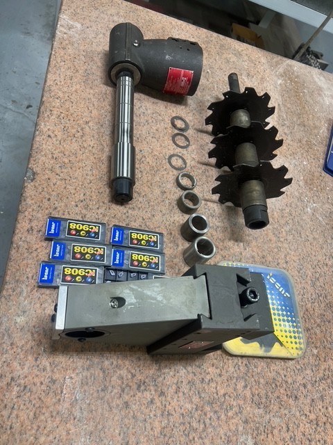 Dorian Tool MMRAA-R8 Right Angle Milling Machine Attachment with ...