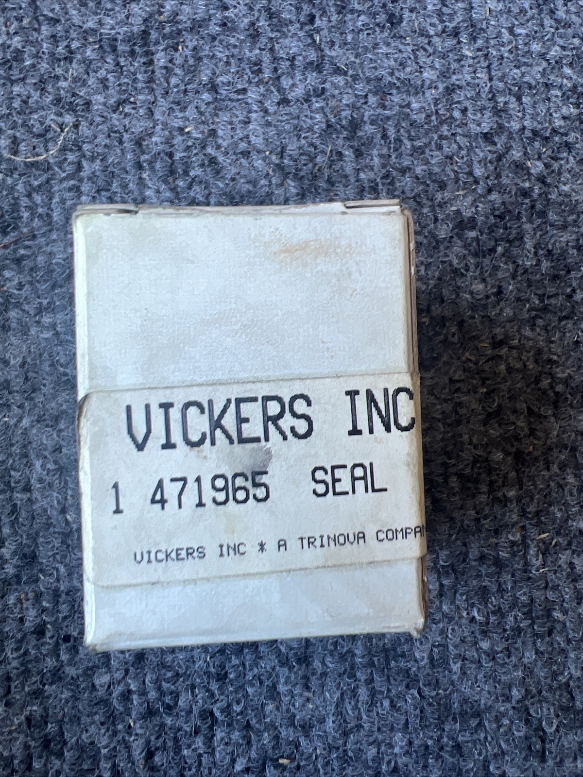 REPLACEMENT FOR VICKERS PISTON PUMP PVE19/21 - TA1919 SHAFT SEAL ...