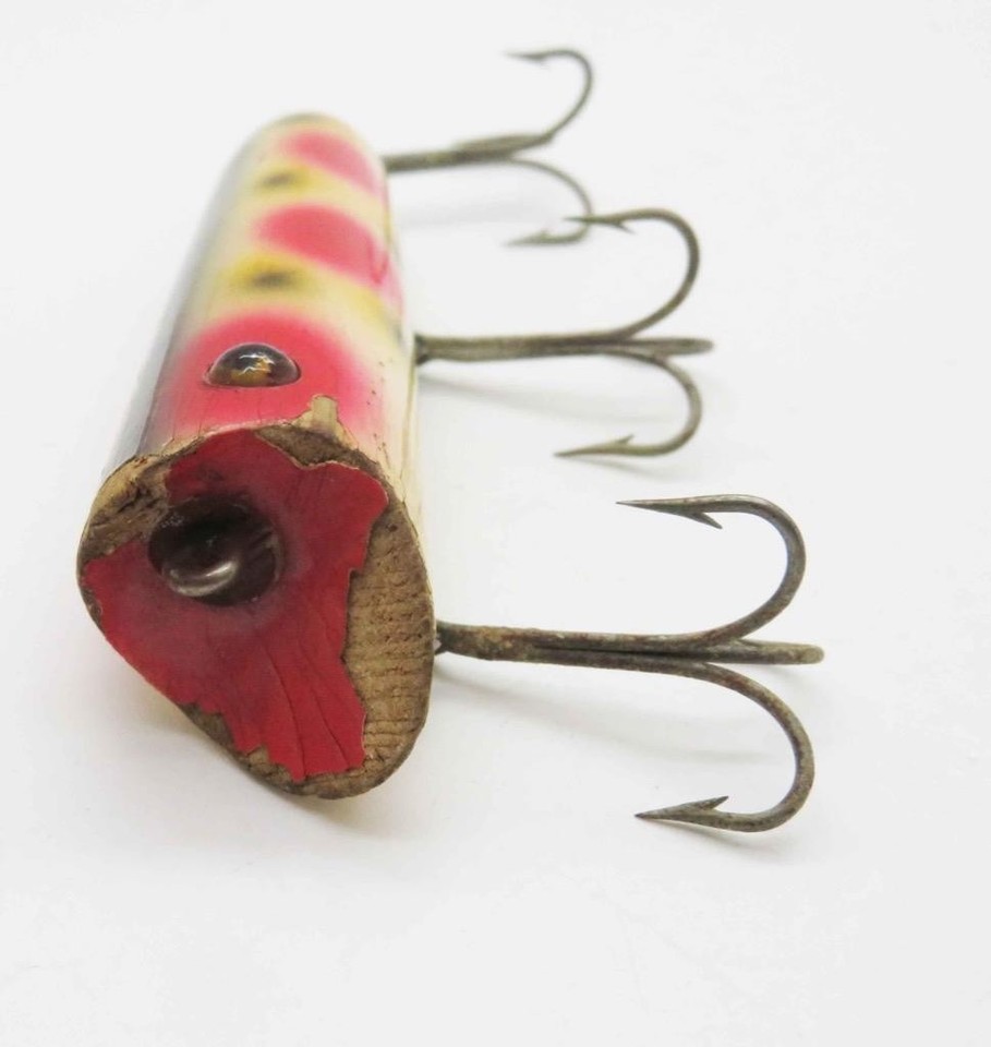 C2) VINTAGE HEDDON 2500 LUCKY 13 FISHING LURE STRAWBERRY GE 2 PIECE HW ...