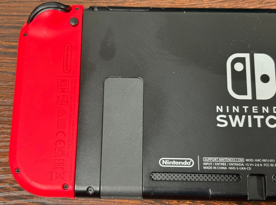 Nintendo Switch Handheld Console - Blue Red Joycons - Great Condition ...