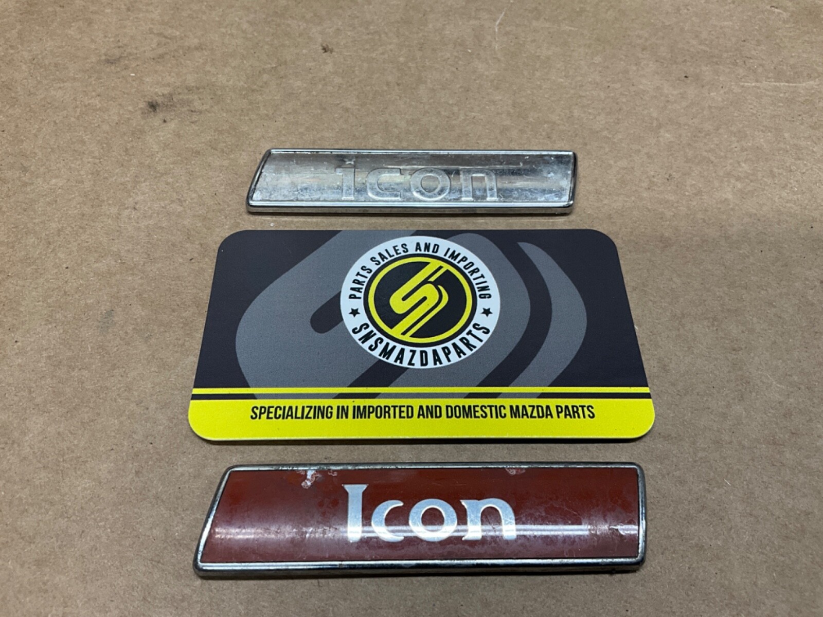 99-05 Mazda Miata MX5 OEM Fender Special Edition Badge Emblem Icon Pair ...