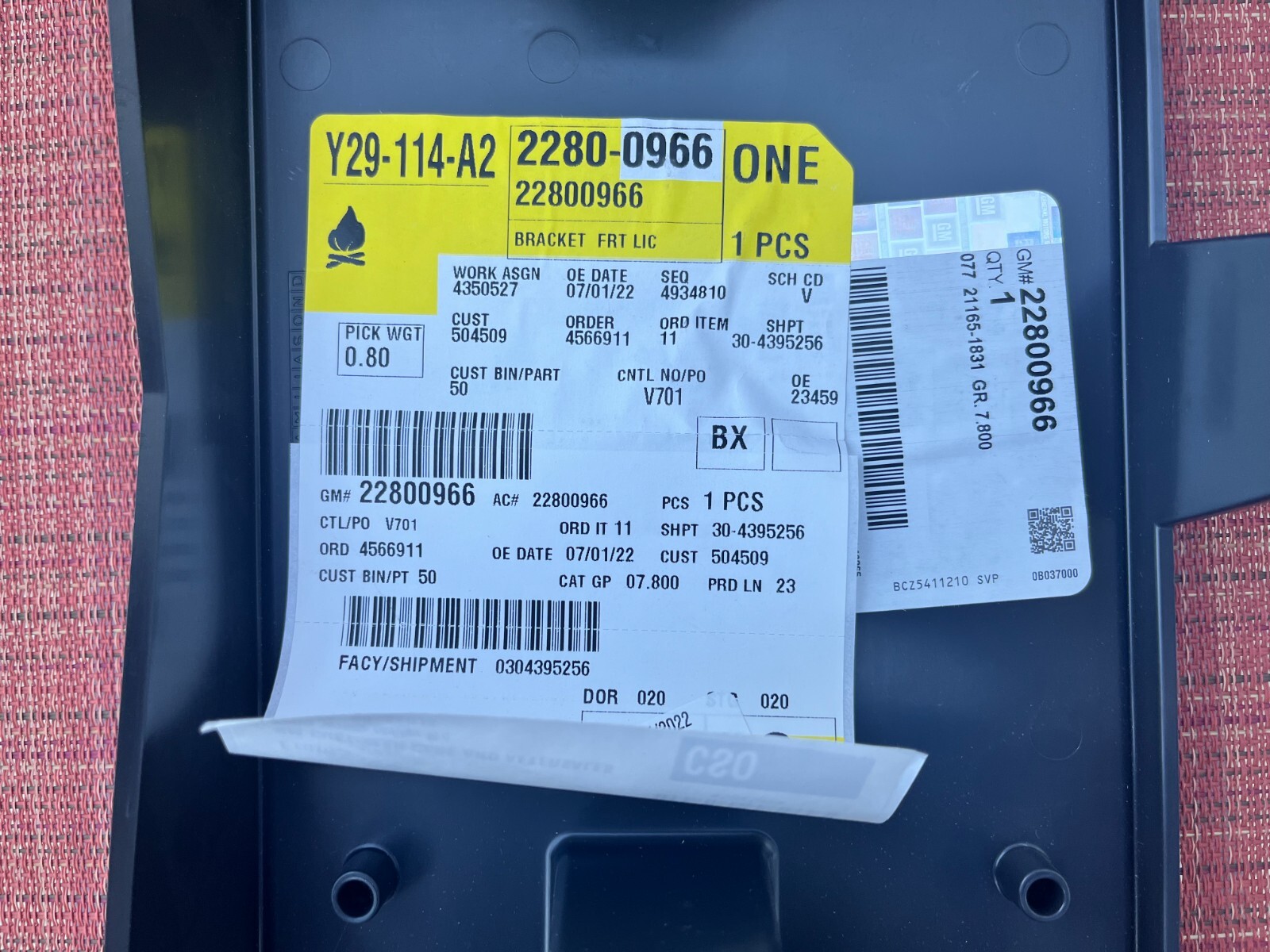 CORVETTE C7 FRONT LICENSE PLATE HOLDER & HDWE 2014-2017 NEW OEM ...