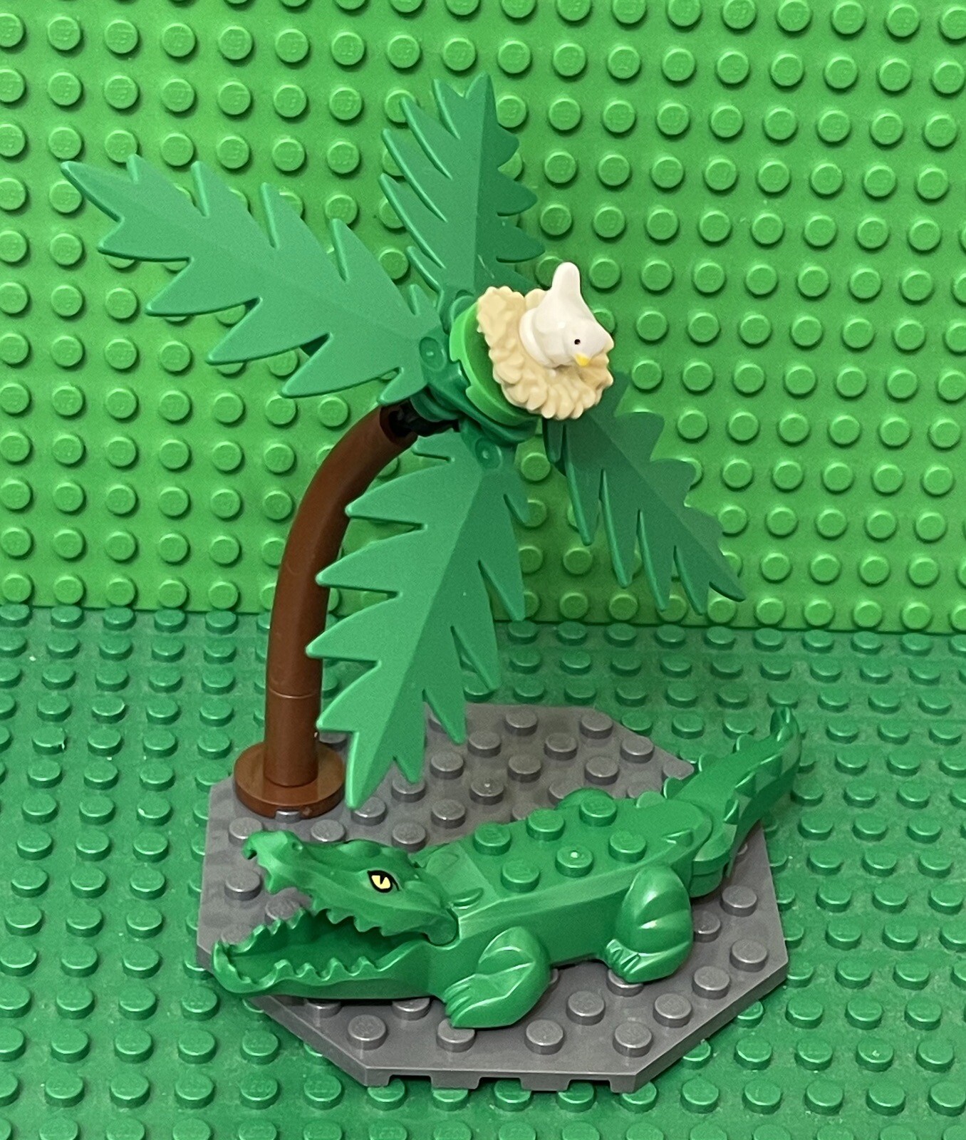 Lego Palm Tree With Bird And Nest On Top And Green Alligator ...