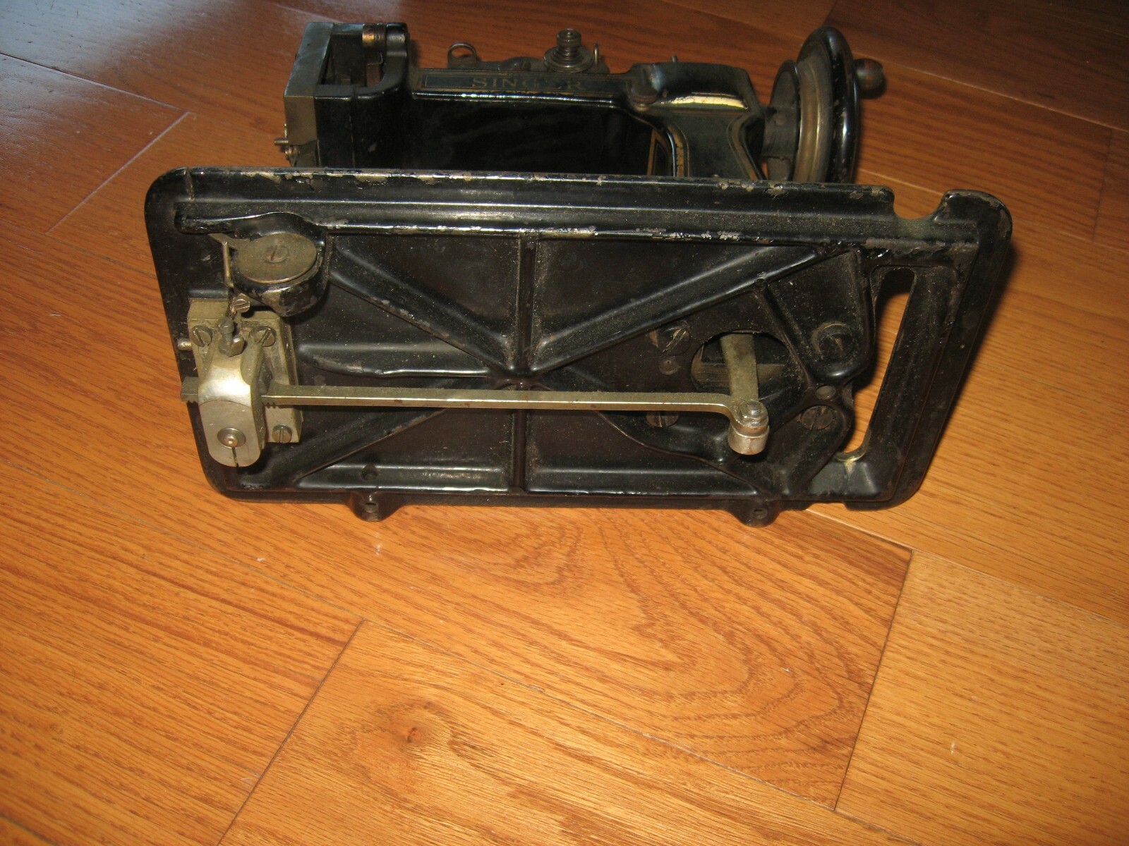 Antique Vintage SINGER Pique Glove Sewing Machine Model 46K1 1910 Very ...