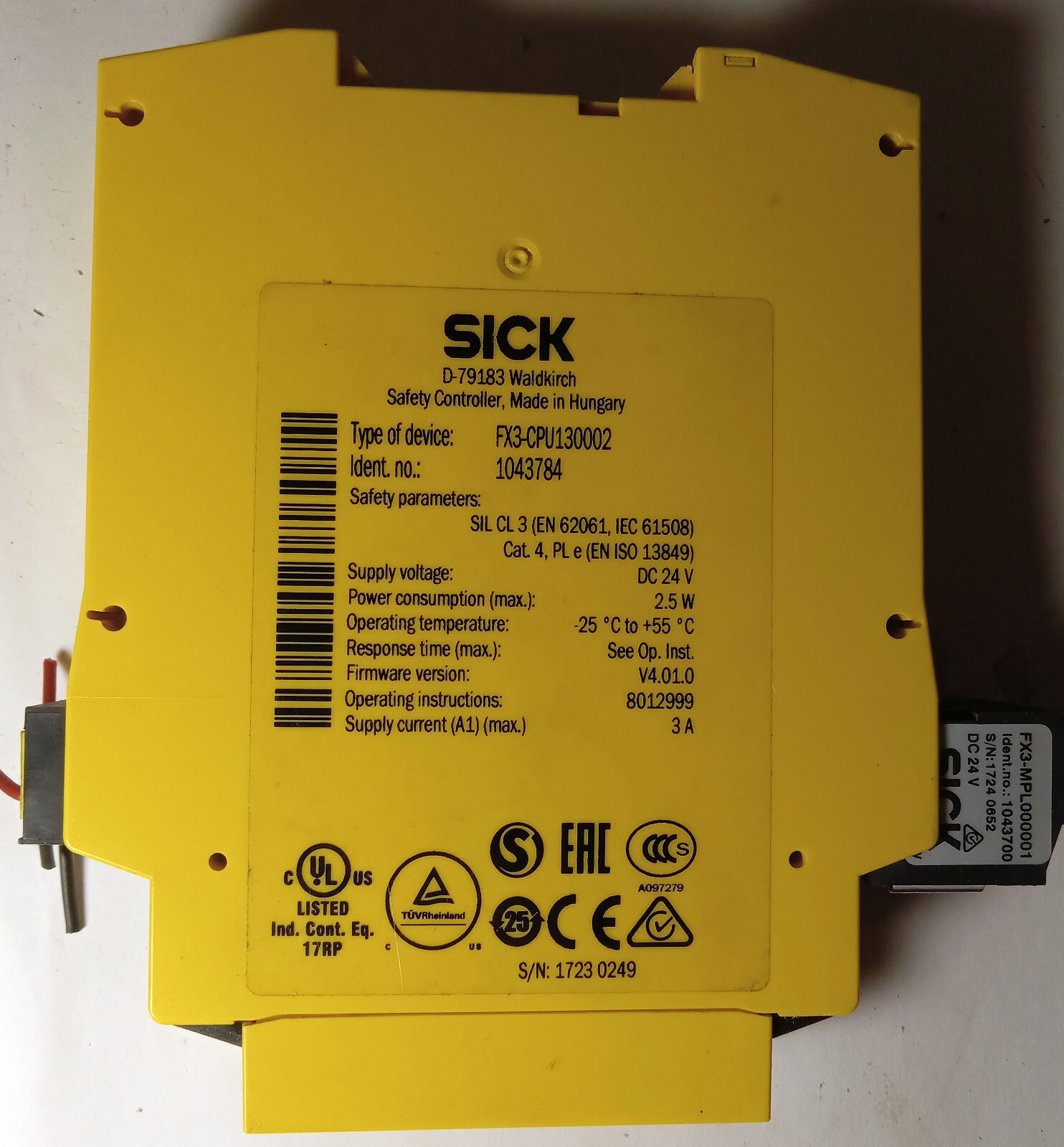 1 USED SICK SAFTEY CONTROLLER, TYPE: FX3-CPU130002, ID #1043784 ***MAKE ...