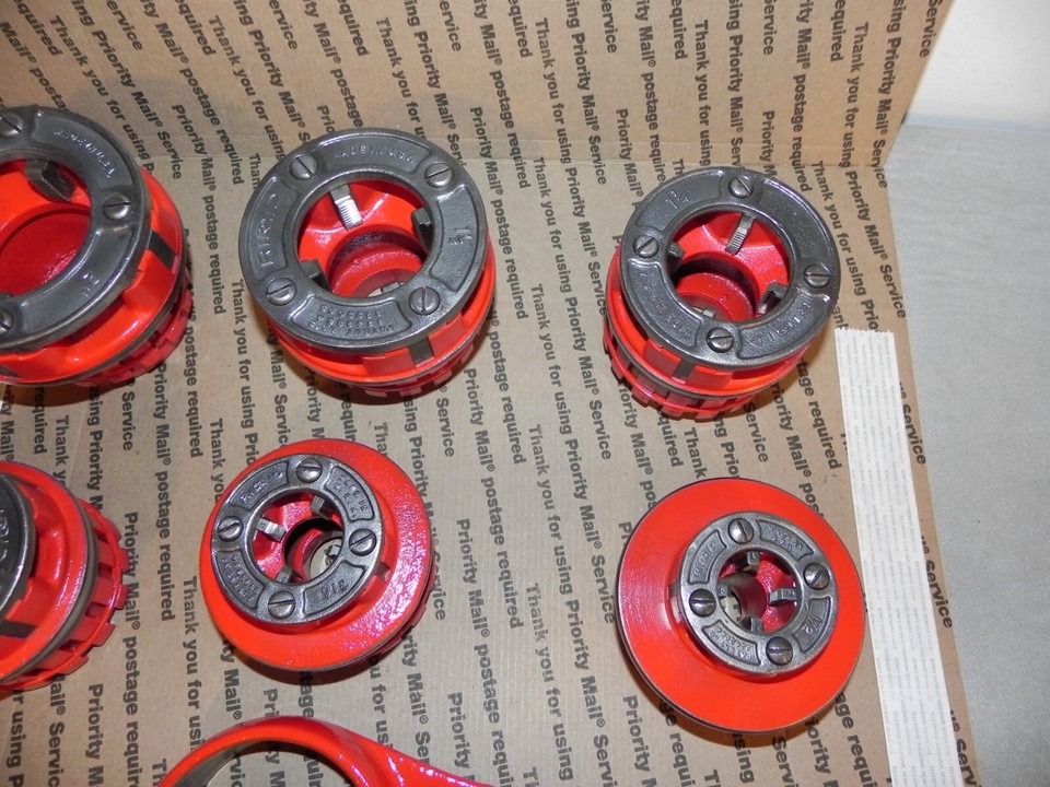 Ridgid 12R manual pipe threader Set 1/2 to 2" NPT with Ratchet rigid ...