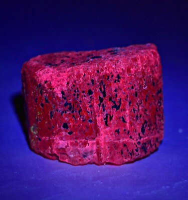 130 CT Top Quality Natural SW Red Fluorescent Scapolite Facet Grade ...