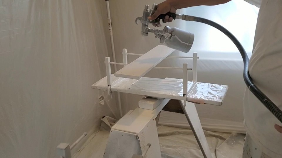 Rotating Spray & 18 Door Dry Rack (Spray & Store 18 Cabinet Doors Both ...