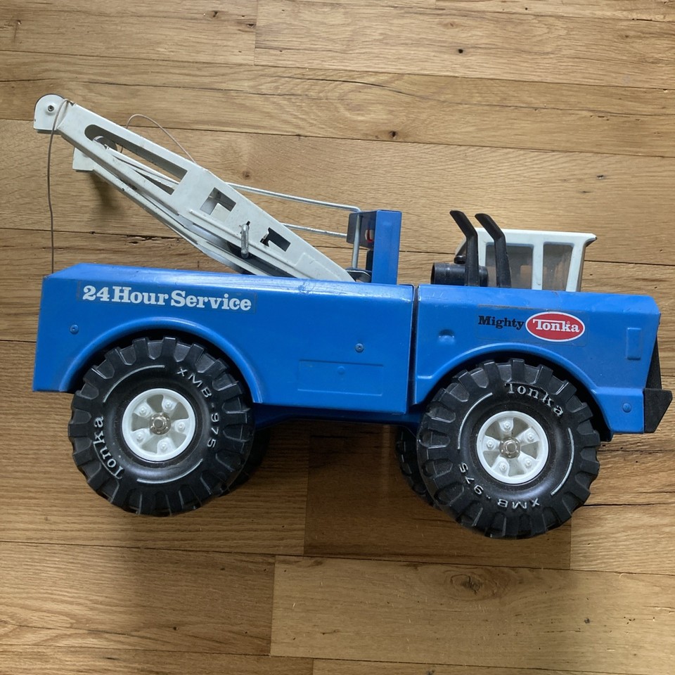 Vintage - Mighty Tonka (Blue) Tow Truck Double Boom Wrecker 18.5 ...