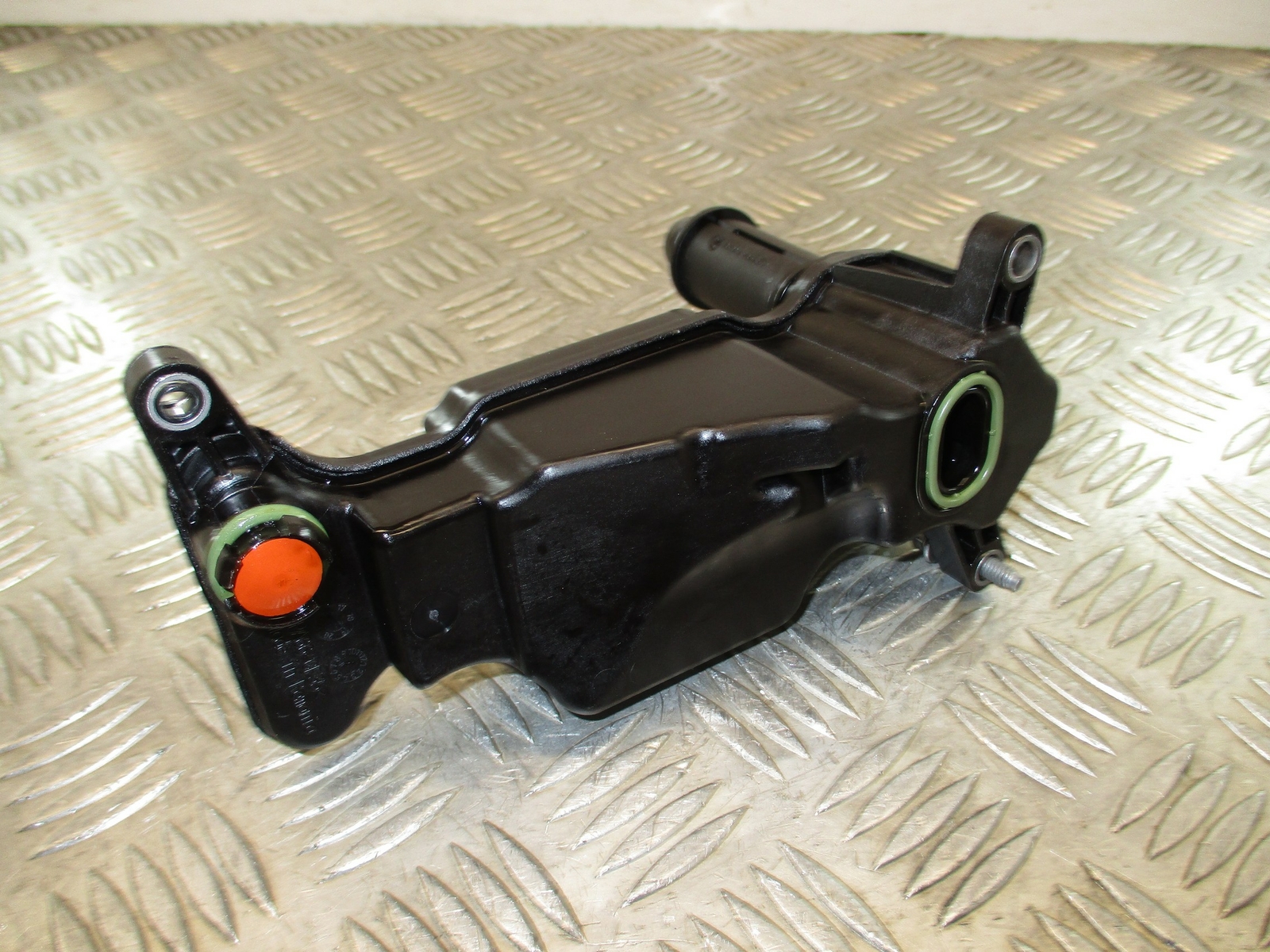 2019 Mercedes GLA200 1.6 Petrol OM270910. Oil Separator A2700104203 10K ...