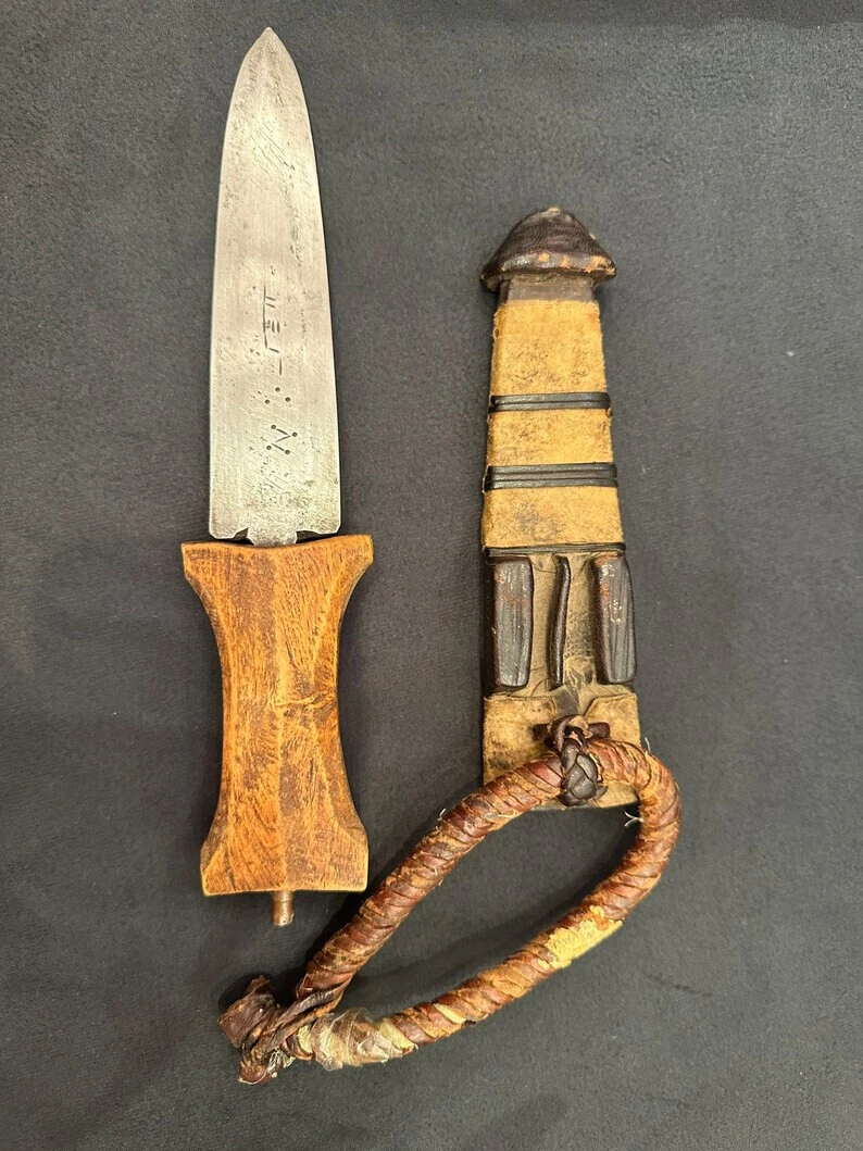 Ancient Egyptian Dagger
