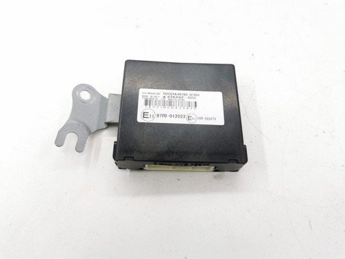 Toyota Corolla Verso AR10 2007 Immobiliser Control Module Unit AMD38121 ...