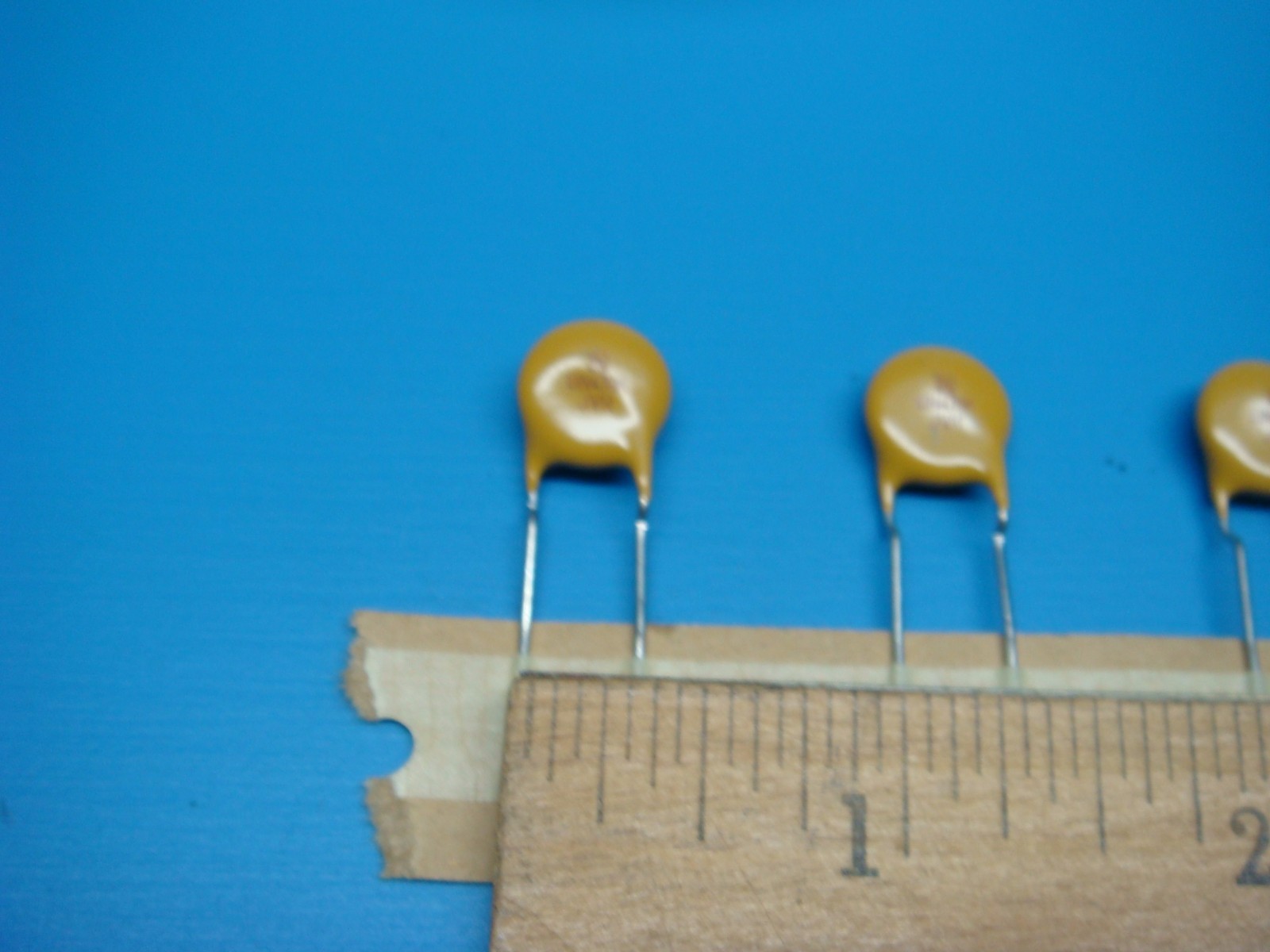 (10) RFE JVR10N470K87YAW 47V 7.5mm space KINKED RADIAL LEAD 10mm disc ...