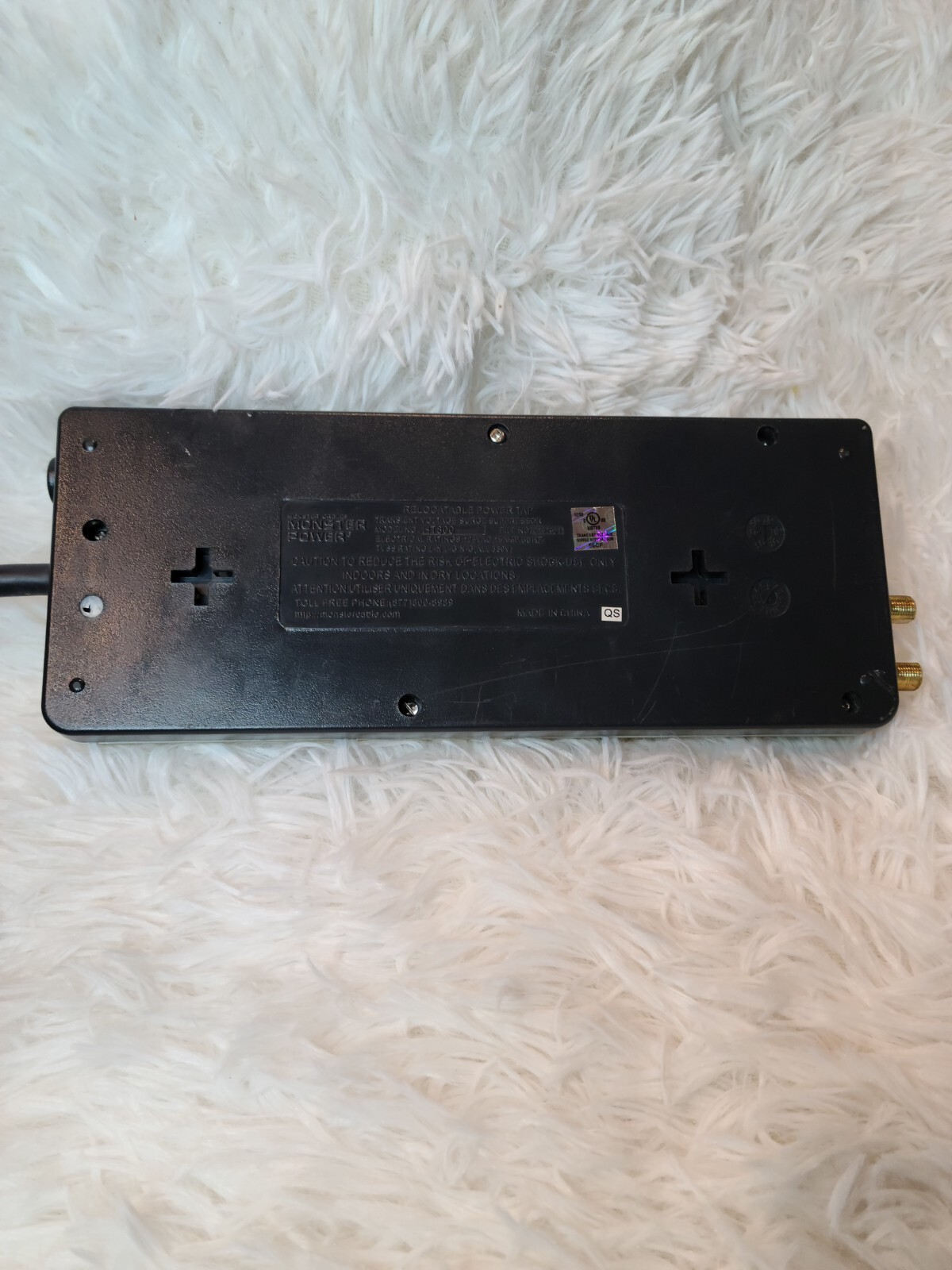 Monster Power HT800 Home Theatre PowerCenter Surge Protector Outlet ...