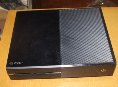 XBOX ONE MODEL 1540 500GB CONSOLE ONLY FREE SHIPPING | eBay