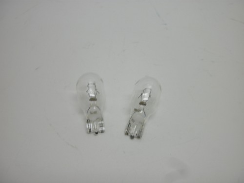 SYLVANIA 904 MINIATURE LAMP BULB 13.5V 069A 9.32W T5 WEDGE (LOT OF 2 ...