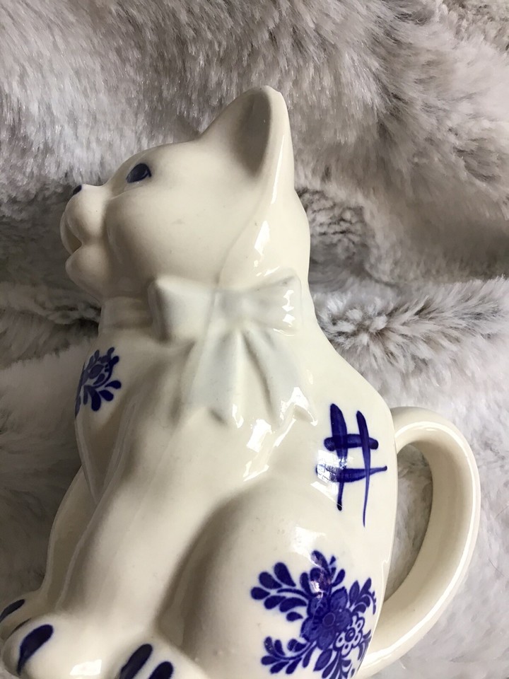 Vintage Delft White & Blue Porcelain Cat Creamer Pitcher Style 4.5” | eBay