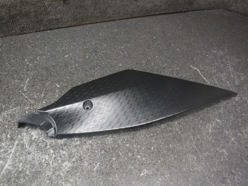 18 Yamaha YZF R6 Left Side Cover 39L | eBay