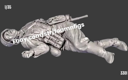 1/35 Resin Figure German Whermacht Soldier Fallen Casualty (Dead) Model ...