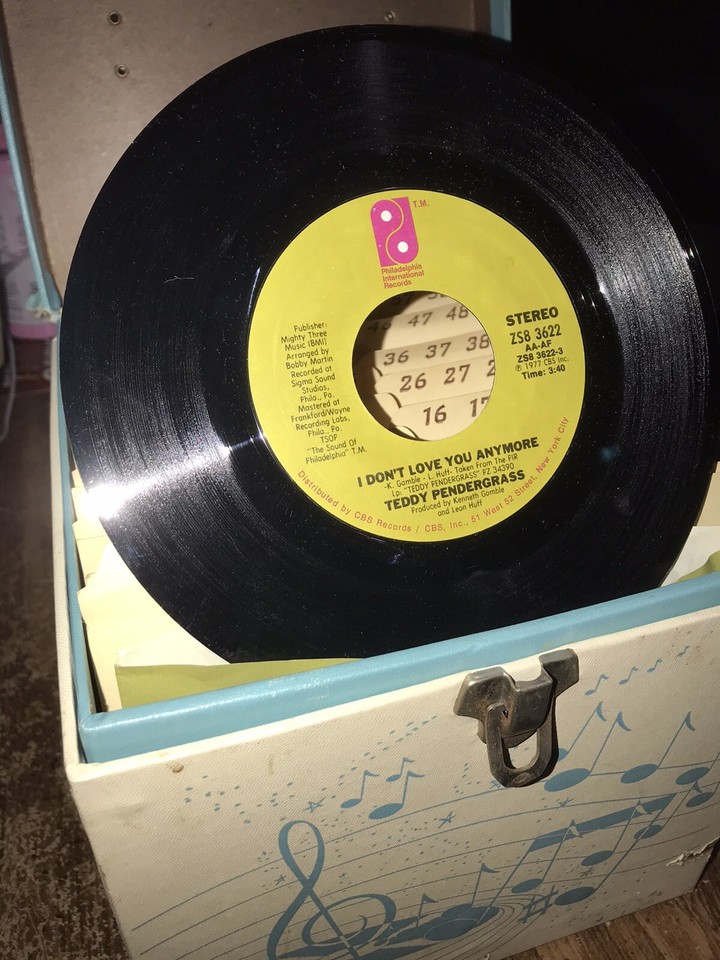 Vintage Collectible 45's Original Oldies Approx 210 Vinyl Records in ...