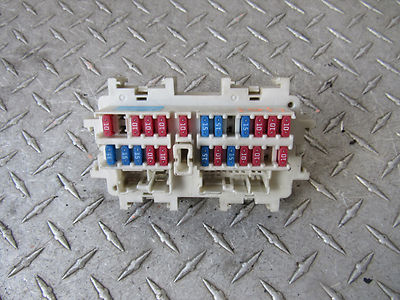 04 NISSAN MAXIMA INTERIOR FUSE RELAY BOX UNDER DASH CABIN FUSEBOX 3.5L ...