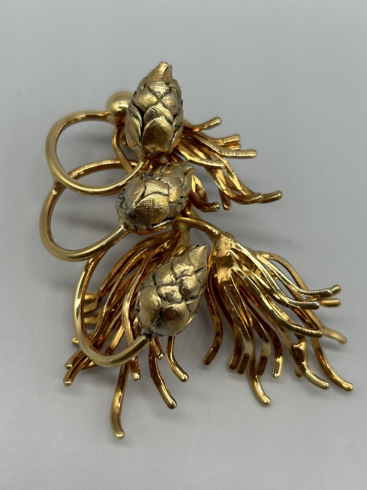 Rare Vintage Pine Cone Gold Tone Stunning Elegant Pin… - Gem
