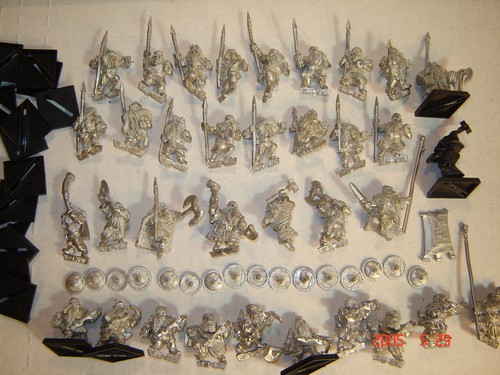 35 28mm Norse Dwarves from Westwind plus 8 mounted Dwarves from Ghost ...