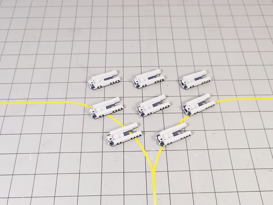 AIRCRAFT PUSHBACK TUGS (8x Twin Axle) Airport GSE White Models 1:400 ...