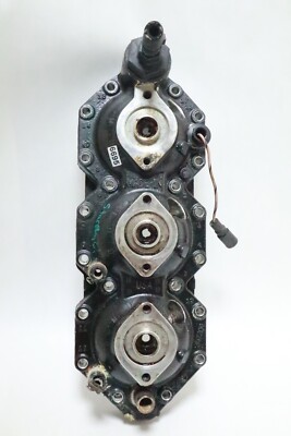 Johnson Evinrude Ficht 150 hp or 175 hp Starboard Cylinder Head 0439563 ...